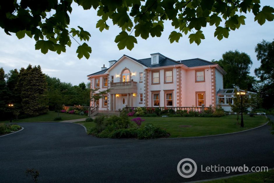 Property of the Week: Pollok Castle, Newton Mearns | Lettingweb Blog